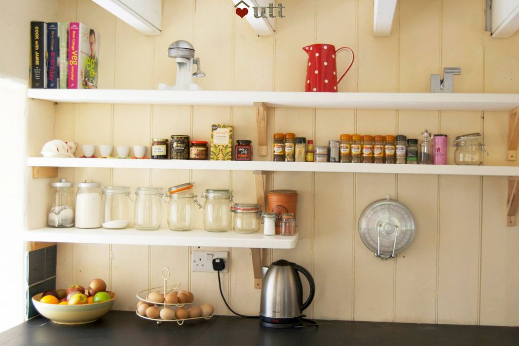 Felin Fach - Under the Thatch - Get-together