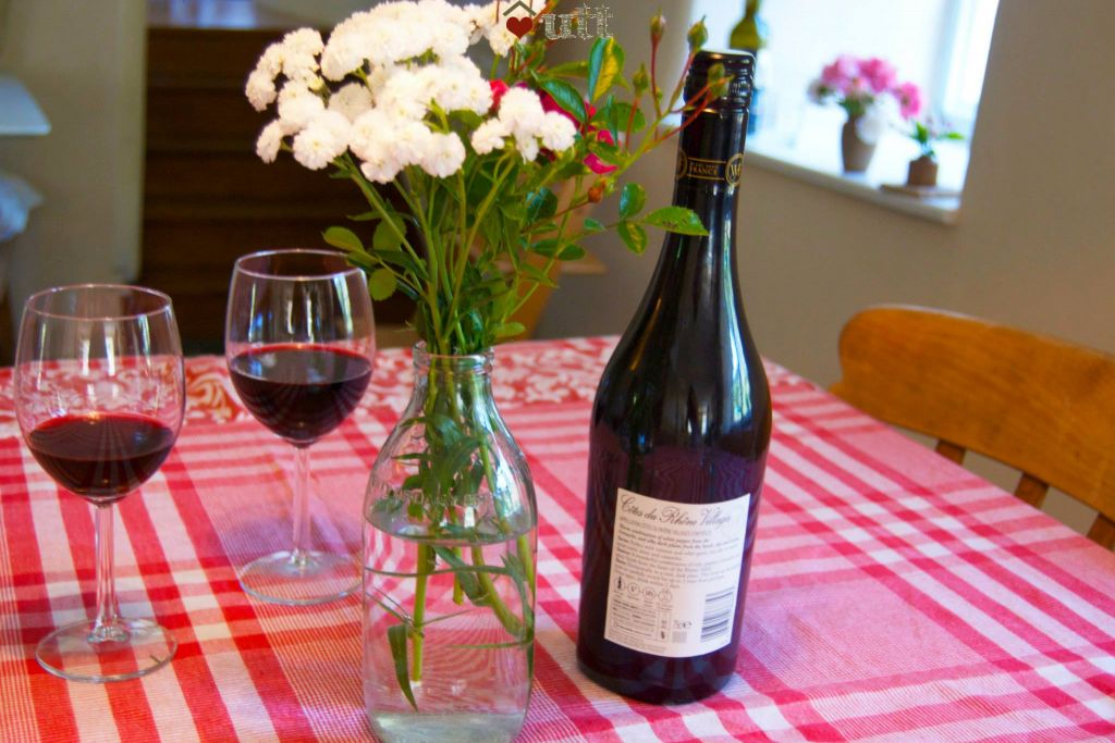 Felin Fach - Under the Thatch - Get-together