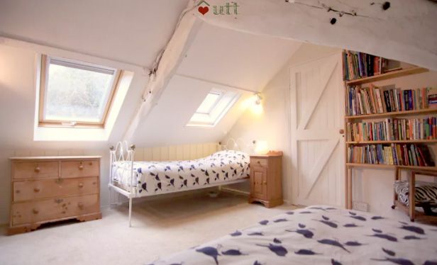 Felin Fach - Under the Thatch - Get-together