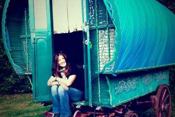 Geaglum Cottage & Gypsy Caravan - Under the Thatch - Quirky